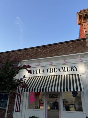 BELLA CREAMERY - Updated October 2025 - 68 Photos & 42 Reviews - 1512 ...