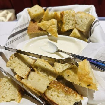 CIRCO - Updated February 2025 - 81 Photos & 51 Reviews - 19102 Q St ...