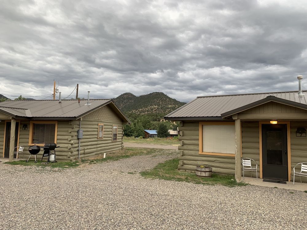 LAZY BEAR CABINS - Updated December 2024 - 10 Reviews - 29257 US Hwy ...