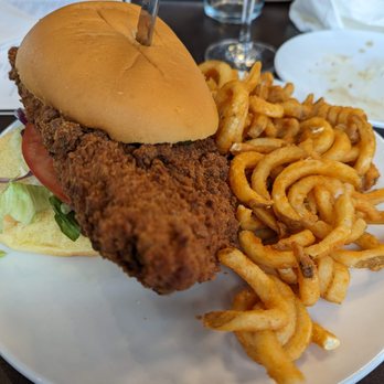 THE MASH HOUSE - Updated July 2024 - 187 Photos & 103 Reviews - 10 E ...