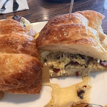 ROASTERS ‘N TOASTERS - Updated May 2025 - 667 Photos & 672 Reviews ...