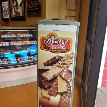 THE FUDGE FACTORY - Updated April 2024 - 92 Photos & 36 Reviews - 4960 ...