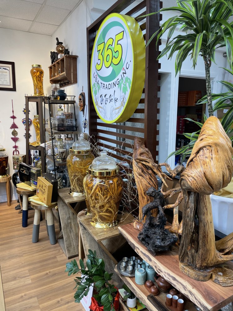 S365 NHAN SAM HOANG DA - Updated August 2025 - 44 Photos - 9648 Garden ...