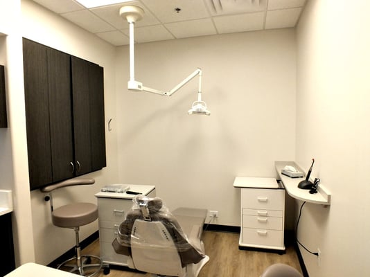 DENTFIRST PERIMETER - Updated October 2025 - 12 Photos & 34 Reviews ...