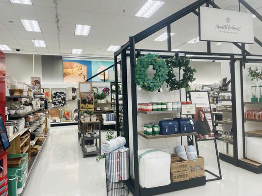 TARGET - Updated December 2025 - 172 Photos & 87 Reviews - 1544 N Dale ...