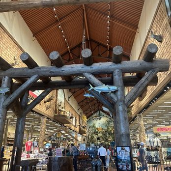 BASS PRO SHOPS - Updated June 2024 - 207 Photos & 79 Reviews - 71 ...