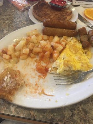 CAMELOT COURT RESTAURANT - Updated May 2026 - 10 Reviews - 1600 Central ...