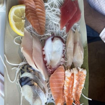 FUJI SUSHI BUFFET - Updated July 2024 - 1091 Photos & 646 Reviews ...