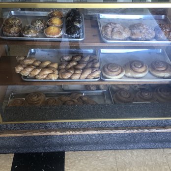 MANNI’S DONUTS AND DINER - Updated August 2024 - 46 Photos & 69 Reviews ...
