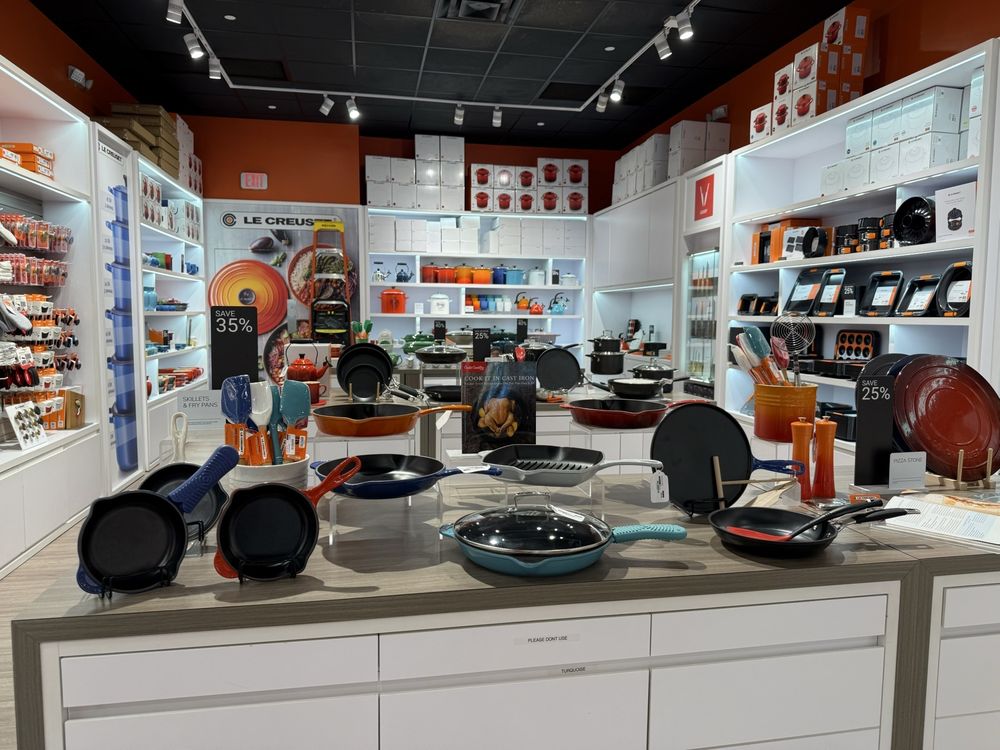 LE CREUSET OUTLET STORE - Updated April 2026 - 56 Photos & 15 Reviews ...