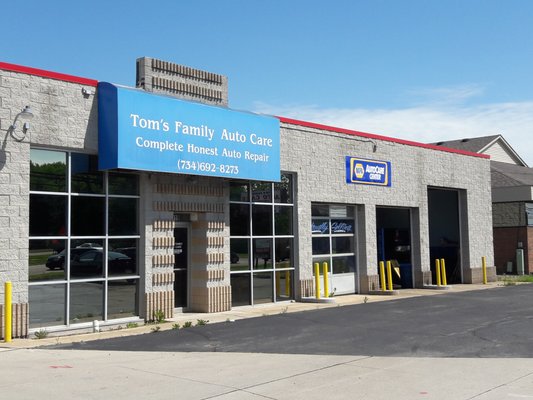 TOM’S FAMILY AUTO CARE - Updated October 2025 - 42 Reviews - 21915 ...