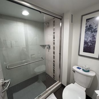 SILVER LEGACY RENO - A CAESARS REWARDS DESTINATION - Updated October ...