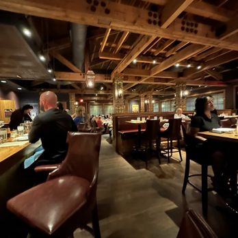 MAPLE TREE INN - Updated December 2025 - 904 Photos & 754 Reviews ...