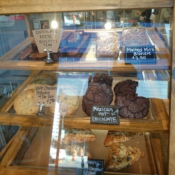 CRAVINGS CAFE - Updated October 2025 - 117 Photos & 102 Reviews - 114 N ...