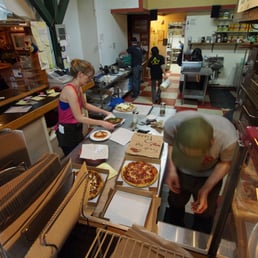 REDWOOD PIZZERIA - Updated July 2025 - 75 Photos & 291 Reviews - 6205 ...