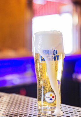 MITCHELL’S PUB - Updated August 2025 - 44 Photos & 71 Reviews - 304 ...