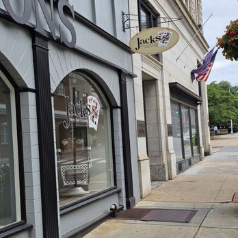 JACKS - Updated June 2025 - 62 Photos & 32 Reviews - 412 S Jefferson St ...