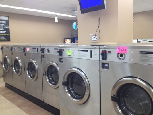 PENSACOLA PLAZA LAUNDROMAT - 4315 N Milwaukee Ave, Chicago, Illinois ...