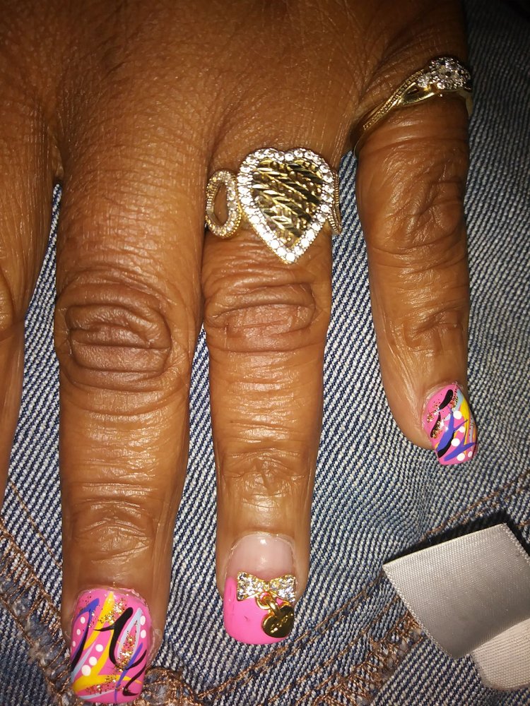 CLASSY CLAWS - Updated July 2025 - 97 Photos & 21 Reviews - 2107 E Lake ...