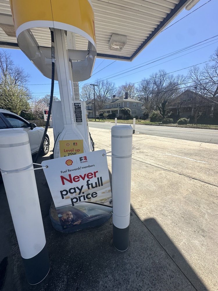 SHELL - Updated March 2025 - 538 Trollinger St, Burlington, North ...