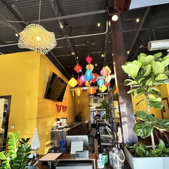 PHO SURE BISTRO - Updated December 2025 - 86 Photos & 46 Reviews - 2611 ...