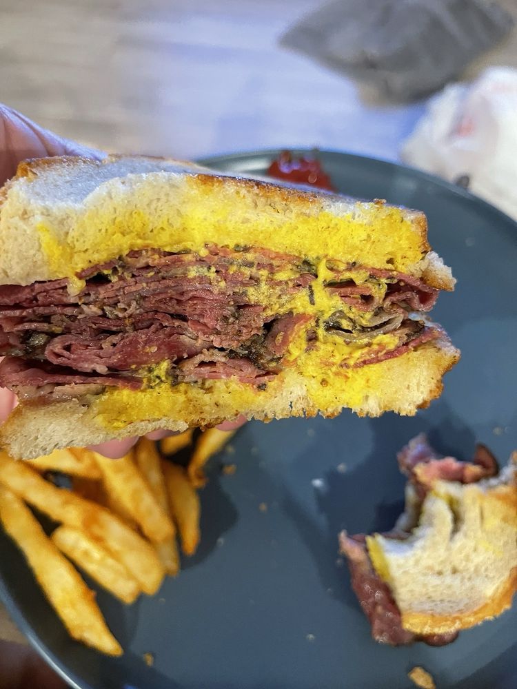CENTRAL PARK DELI - TROY - Updated May 2025 - 102 Photos & 35 Reviews ...