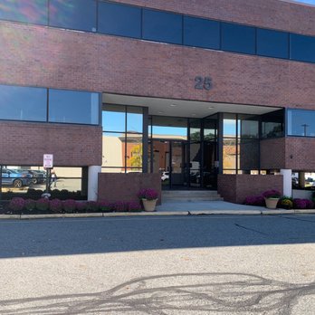 ROSSAKIS CARDIOVASCULAR CENTER - Updated November 2025 - 25 E Spring ...