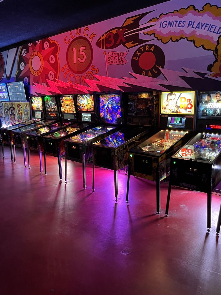 RETROVOLT ARCADE - Updated June 2024 - 242 Photos & 97 Reviews - 544 ...