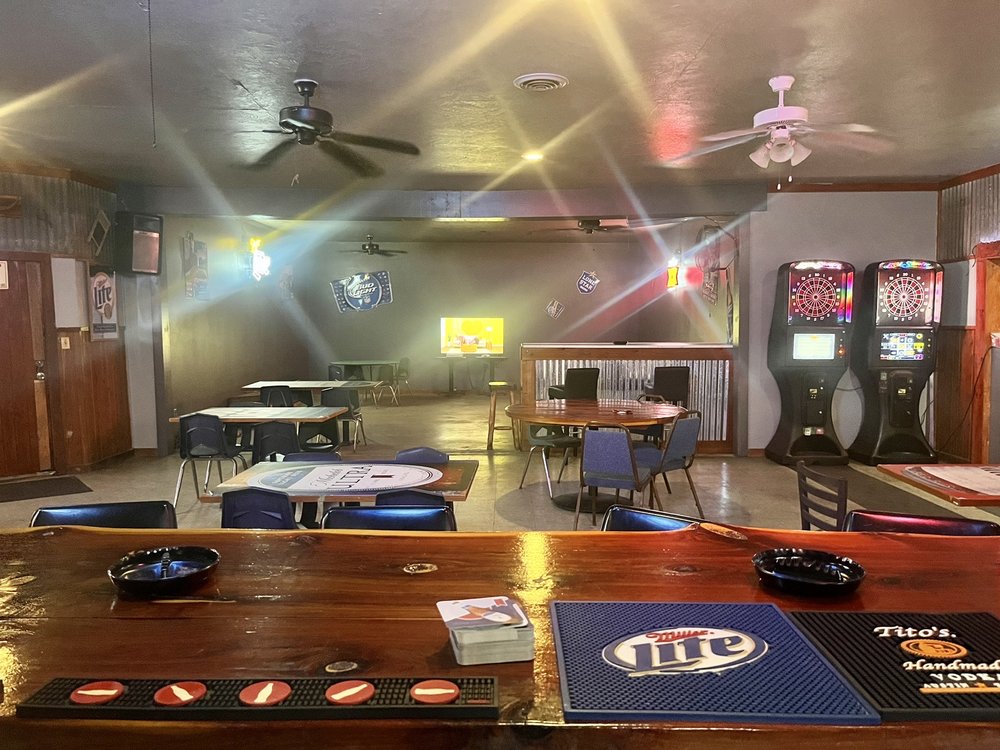 BIG T’S HOLLAR & GRILL - Updated July 2025 - 5948 N Hwy 77, Burlington ...