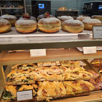 ANGELINA BAKERY - LEXINGTON AVE - Updated November 2024 - 39 Photos ...