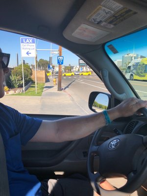 LAX CELL PHONE WAITING LOT - Updated December 2025 - 22 Photos & 42 ...