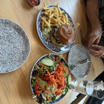 THE GREAT COMMONER - Updated February 2025 - 603 Photos & 308 Reviews ...