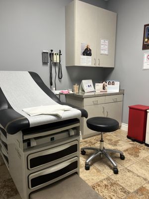 Z MED CLINIC- CYFAIR - Updated December 2024 - 39 Photos & 31 Reviews ...