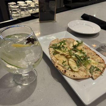 THE WILLARD ROOFTOP LOUNGE - Updated September 2025 - 285 Photos & 104 ...