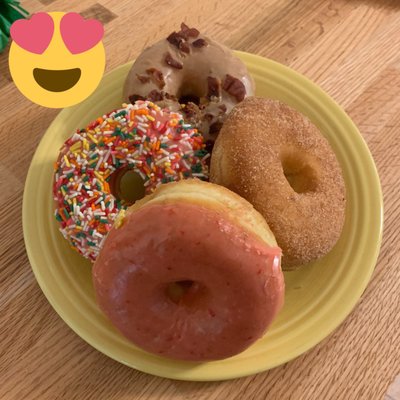 DONUT LIFE - 23 Photos & 57 Reviews - 1772 N Center St, Hickory, NC - Yelp