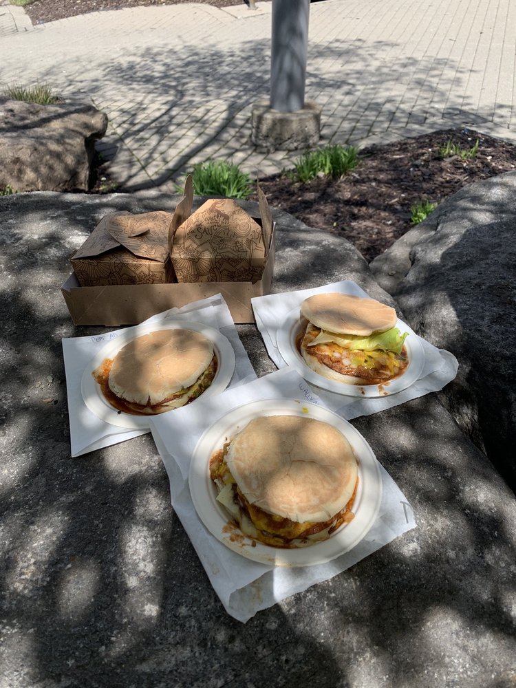 DIC ANN’S - Updated May 2025 - 13 Photos - 1010, Rue Legendre Ouest ...