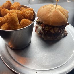PORTLAND BURGER - Updated December 2025 - 1065 Photos & 831 Reviews ...
