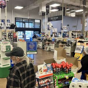 WALMART NEIGHBORHOOD MARKET - Updated August 2025 - 2100 State Highway ...