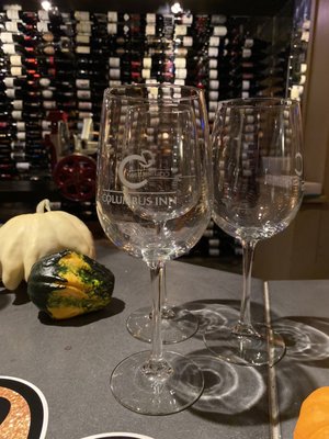 COLUMBUS INN - 187 Photos & 171 Reviews - 2216 Pennsylvania Ave ...