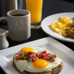 MIDTOWN CAFE - Updated December 2025 - 430 Photos & 565 Reviews - 102 ...