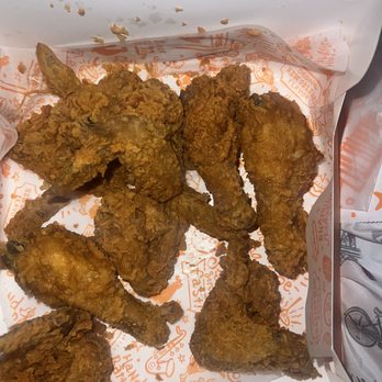 POPEYES LOUISIANA KITCHEN Updated February 2025 151 Photos 382 Reviews 3050 S La Brea Ave Los Angeles California Fast Food Restaurant Reviews Phone Number Menu Yelp