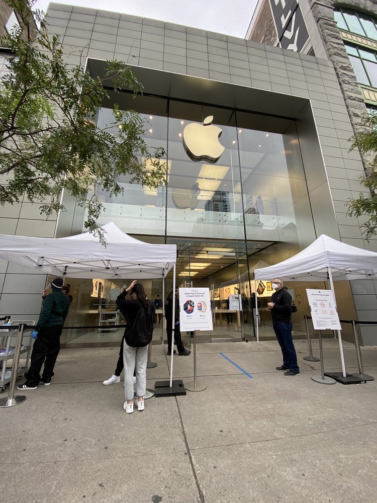 APPLE STORE - MONTREAL - Updated January 2025 - 31 Photos & 57 Reviews ...