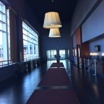 SHOWCASE CINEMA DE LUX LEGACY PLACE - Updated August 2025 - 111 Photos ...