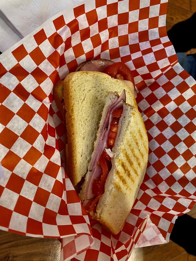 RED CANYON CAFE - Updated October 2024 - 232 Photos & 226 Reviews ...