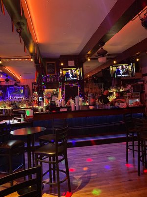 ALBATROSS BAR - Updated October 2024 - 142 Photos & 65 Reviews - 3619 ...