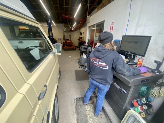 HY-TECH AUTO AND SMOG - Updated December 2025 - 17 Photos & 83 Reviews ...