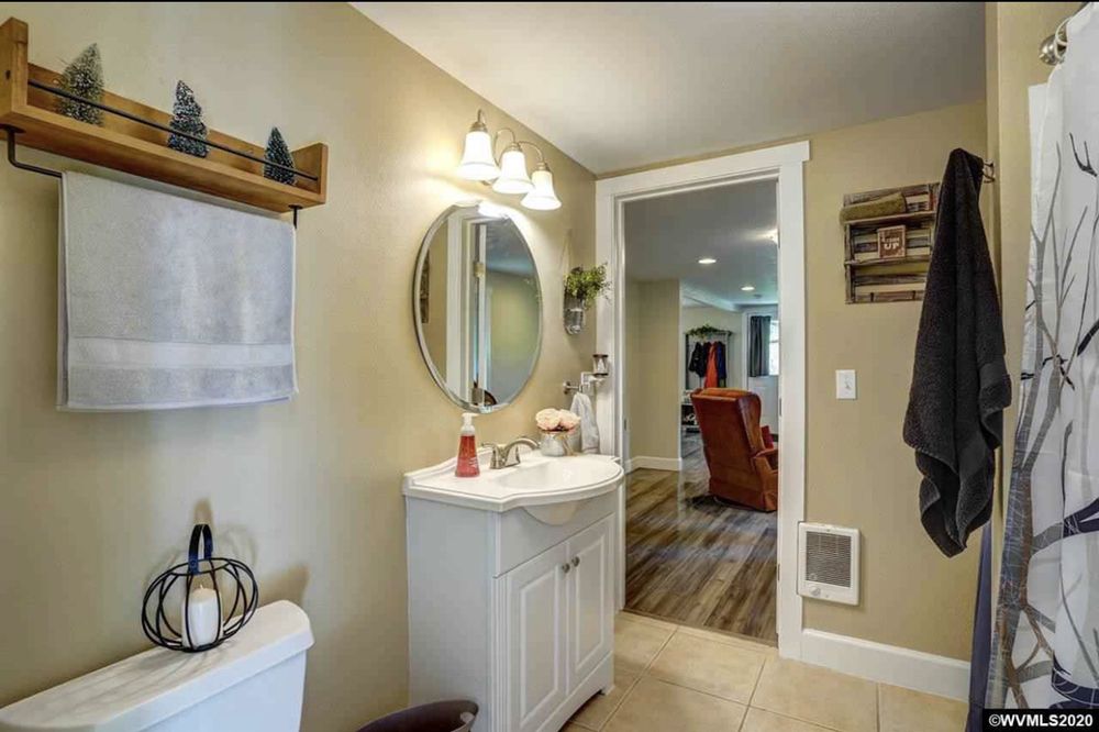 BEST COAST CLEANERS - Updated May 2024 - 12 Photos - Newport, Oregon ...