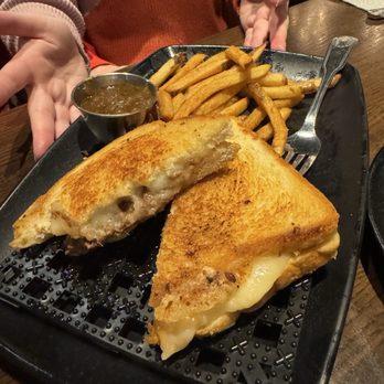 TABLE SIX KITCHEN + BAR - Updated November 2025 - 526 Photos & 921 ...