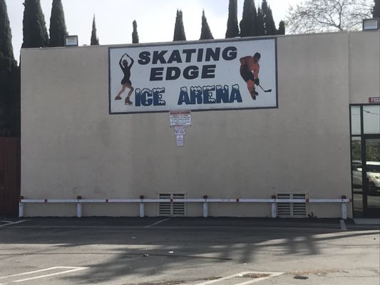 THE SKATING EDGE ICE ARENA - 37 Photos & 58 Reviews - 23770 Western Ave ...