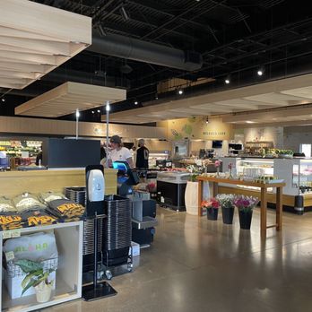 KILAUEA MARKET + CAFE - Updated December 2025 - 218 Photos & 175 ...